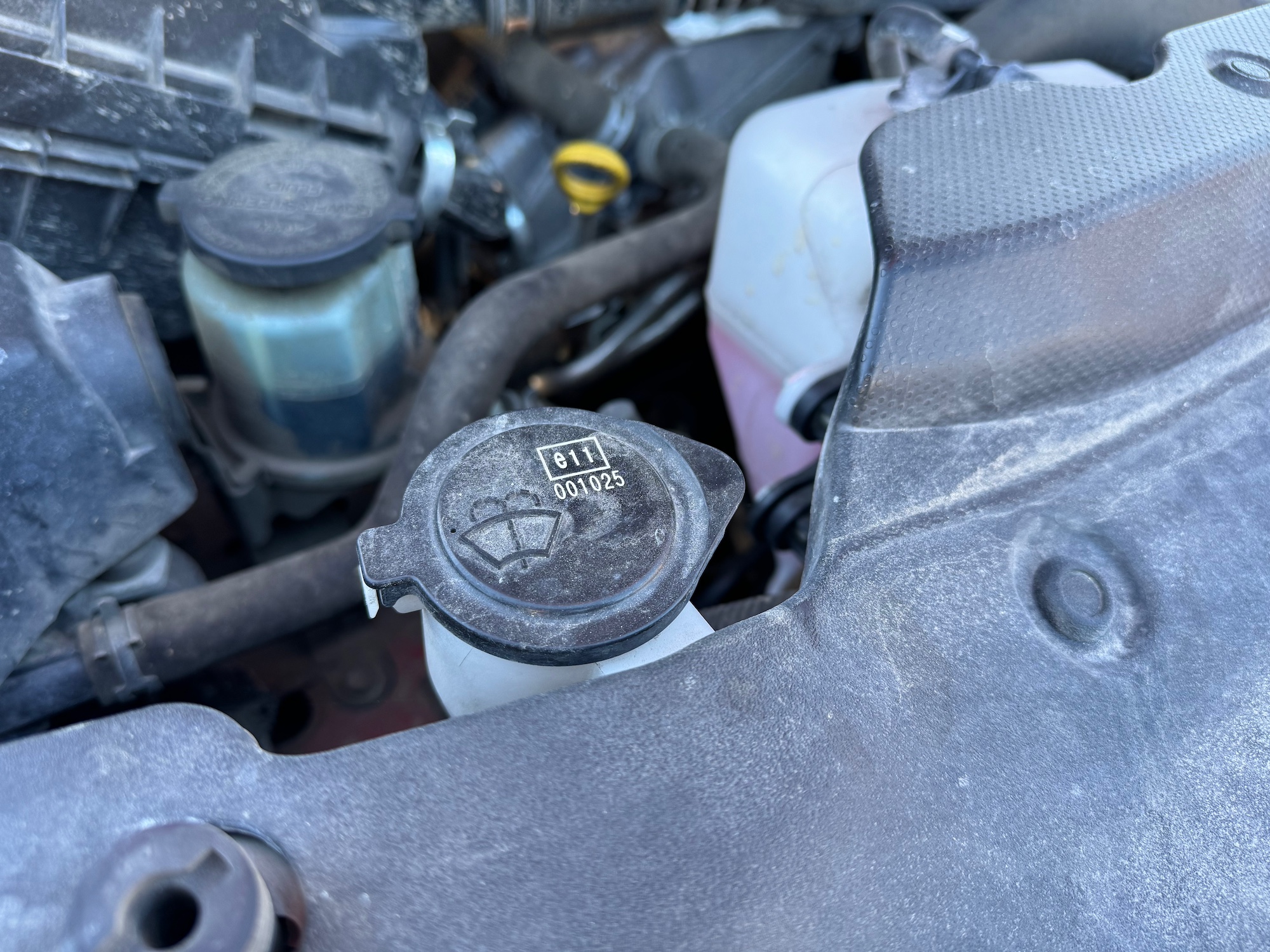 Filling & Choosing The Right Windshield Washer Fluid